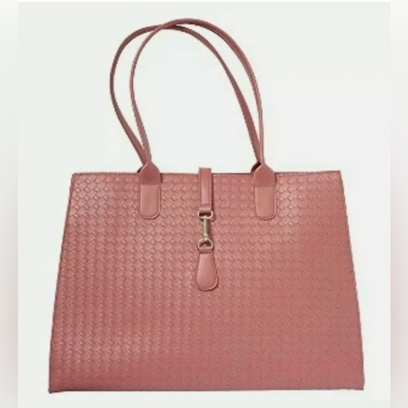 Ulta Beauty | Bags | Ulta Beauty Vegan Leather Textured Woven Tote Bag ...